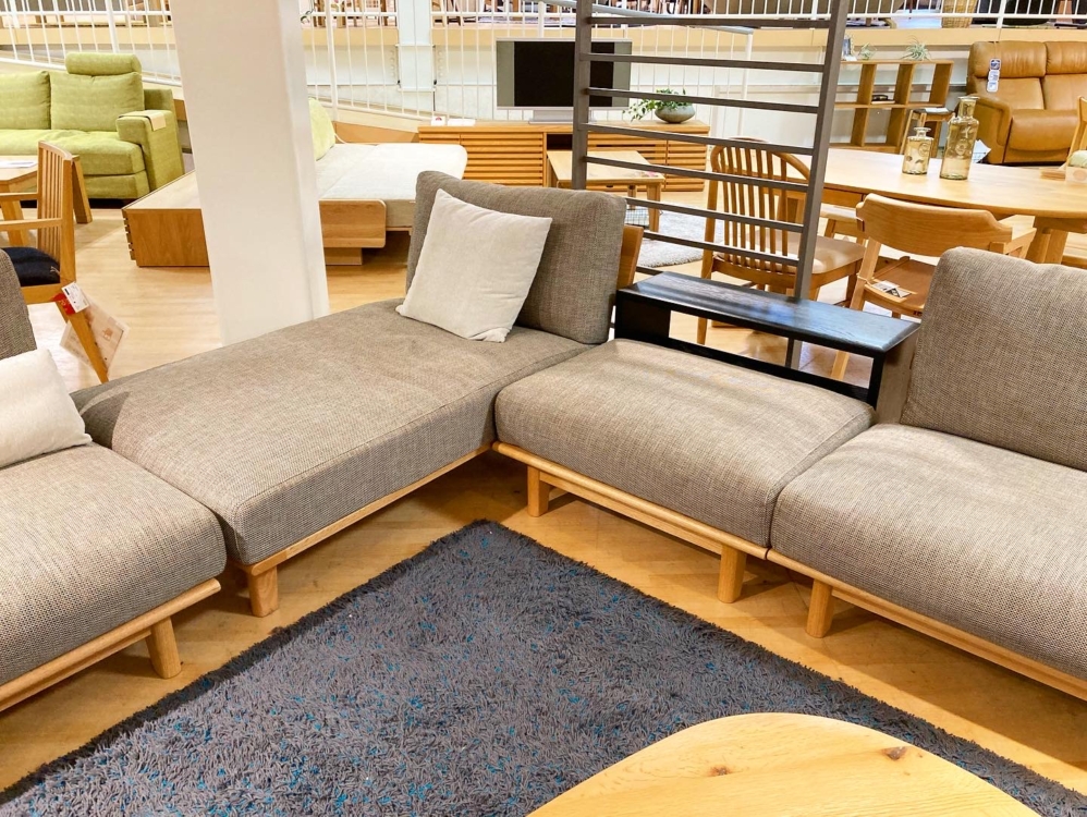 コーナーソファー LC034 – 商品カタログ